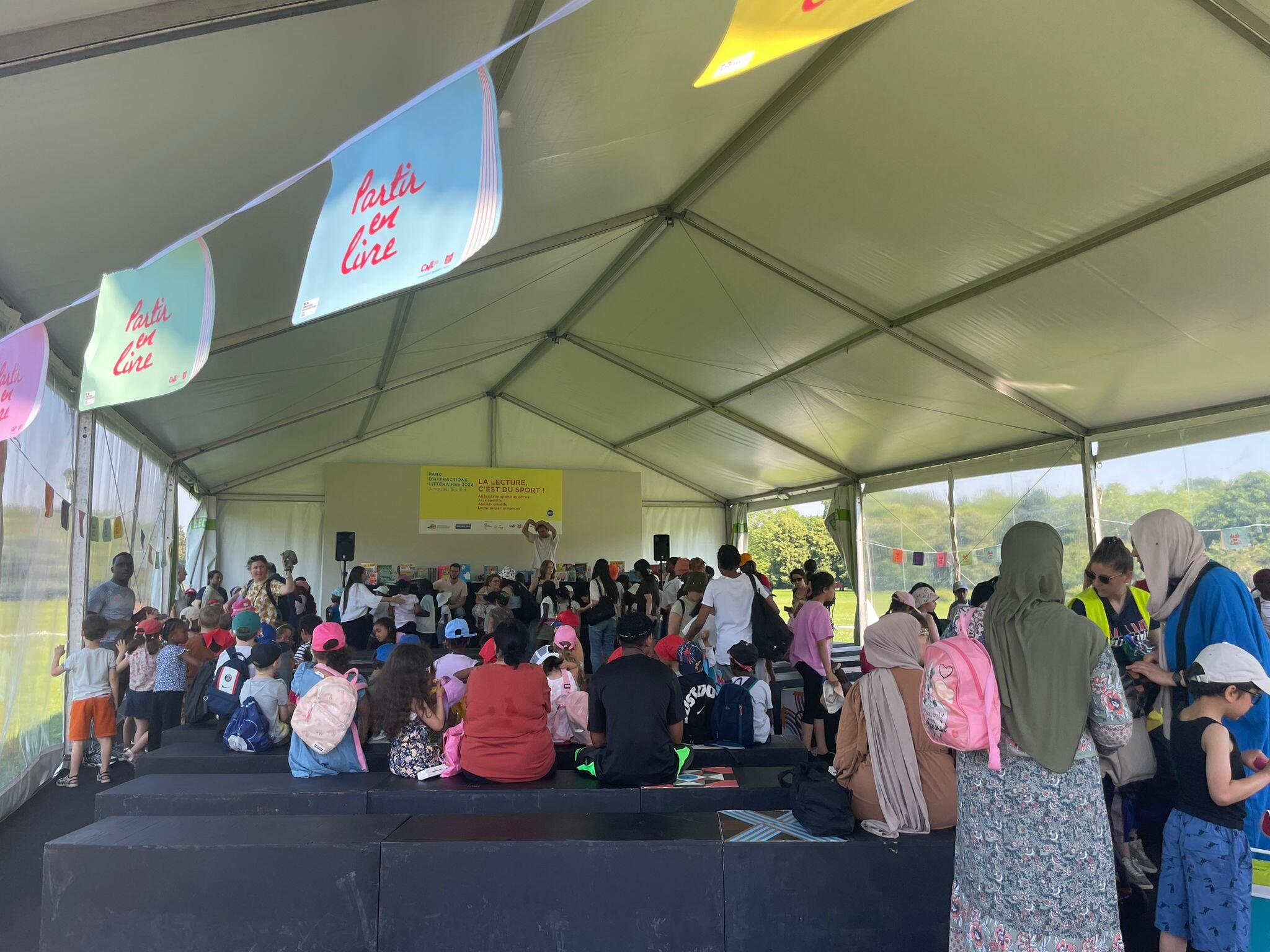 Le SLPJ donne le coup d’envoi de son 10e parc d’attractions littéraires - Livres Hebdo